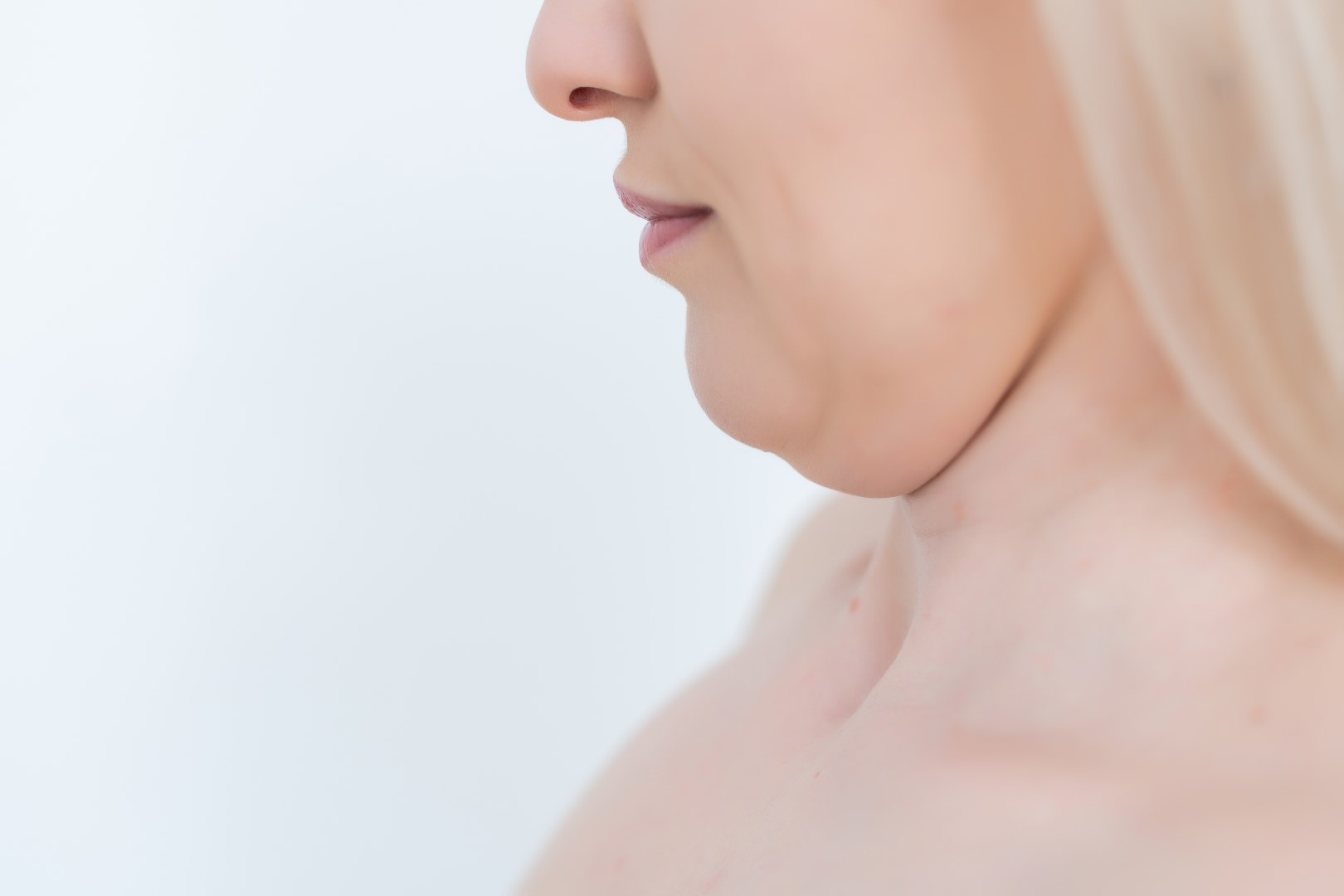 What’s The Best Treatment For A Double Chin? - Hansplace